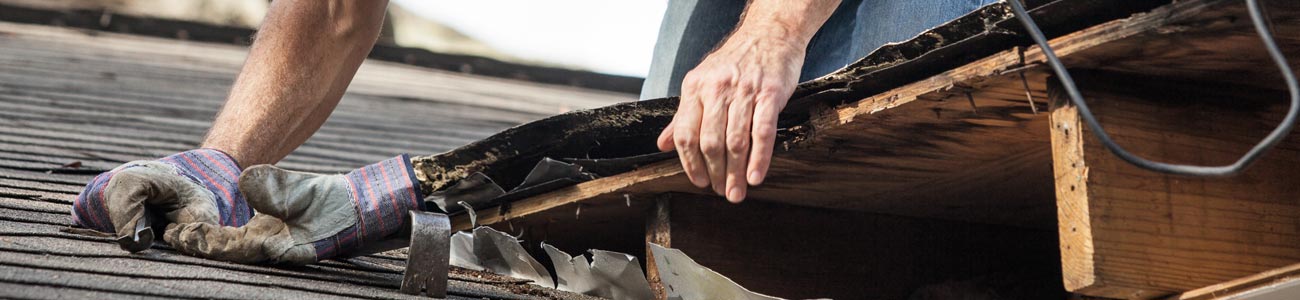 Fuite toiture : origines, solutions et prix de réparation | Allotoiture.com