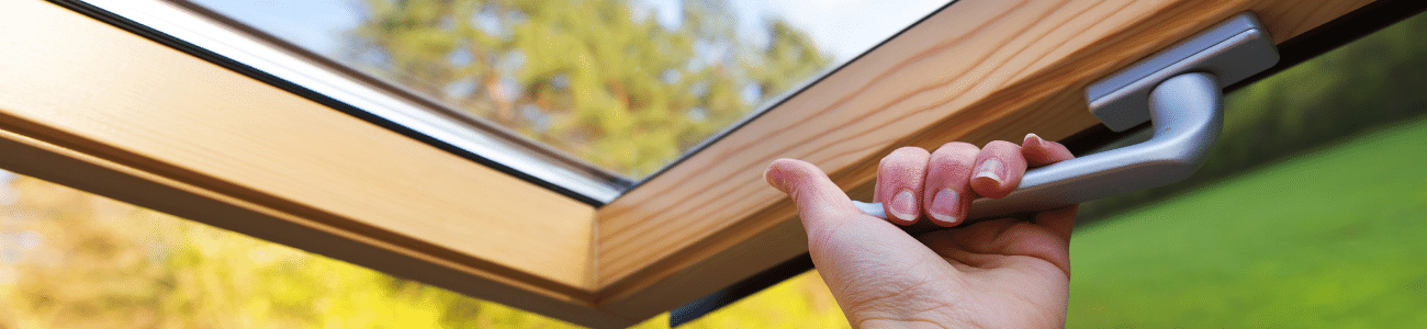 Dimensions d'un velux : grille standard - Allotoiture.com